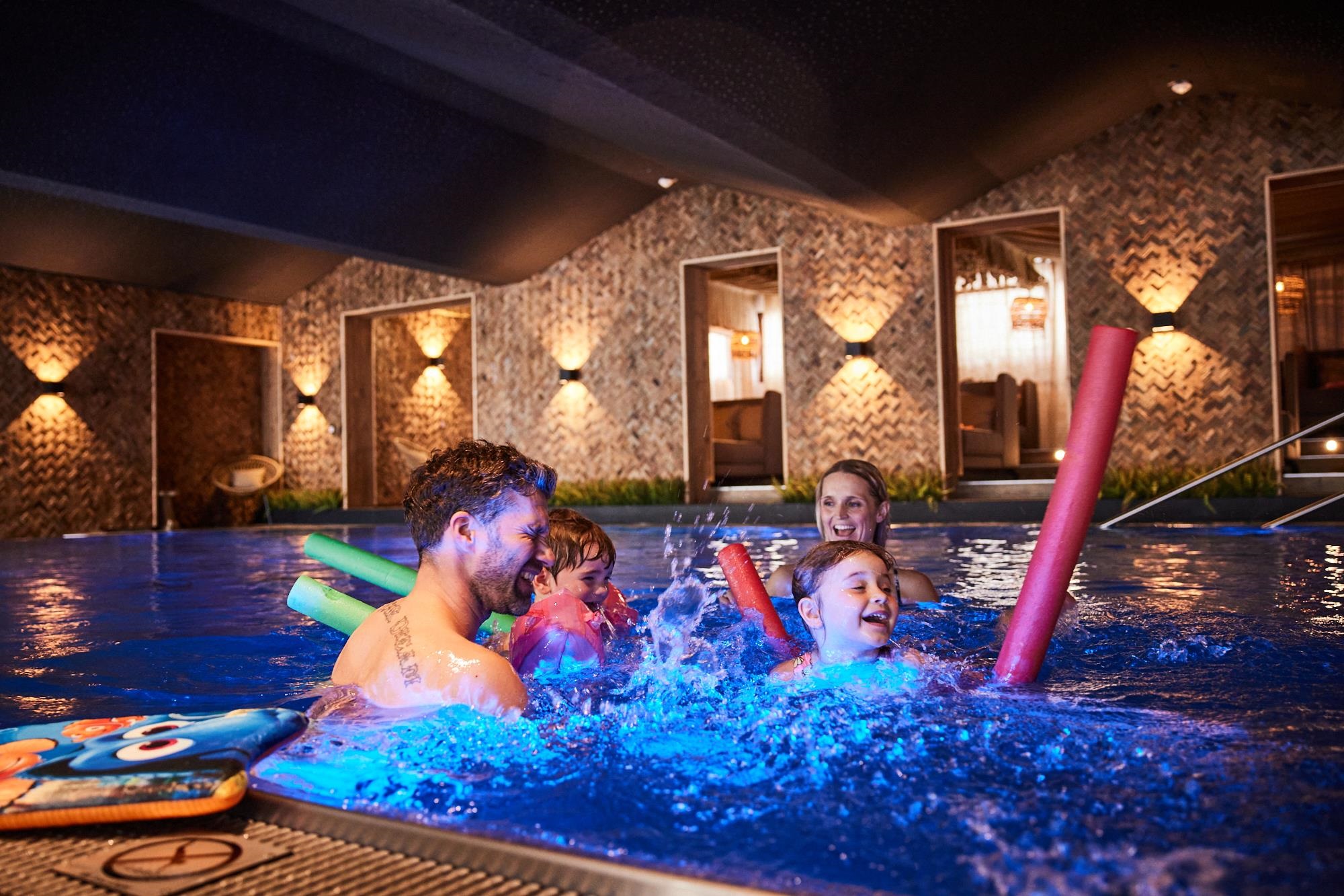 EderR FriDa Splash Time